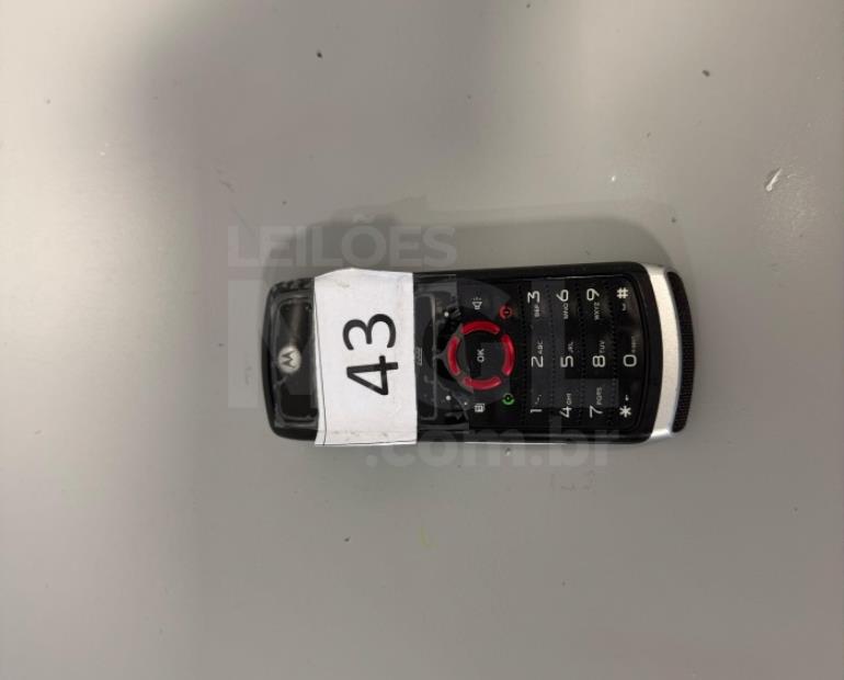 ITAÚNA/MG- Aparelho celular Motorola Nextel i335 BENS DIVERSOS em ...
