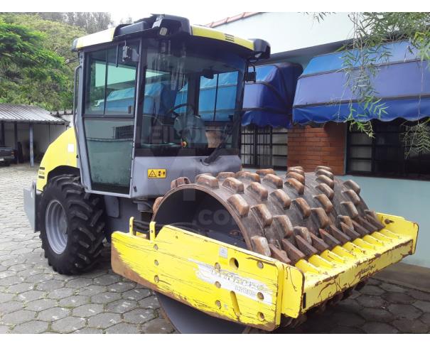 Itajubá/MG - Rolo compactador Dynapac CA150, 2014 - P71870 Rolo ...