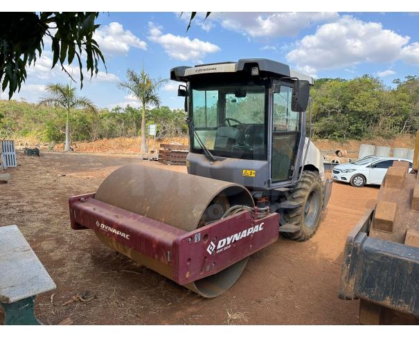 RIO PARANAÍBA/MG - Rolo Compactador. Dynapac, CA150. Rolo Compactador ...